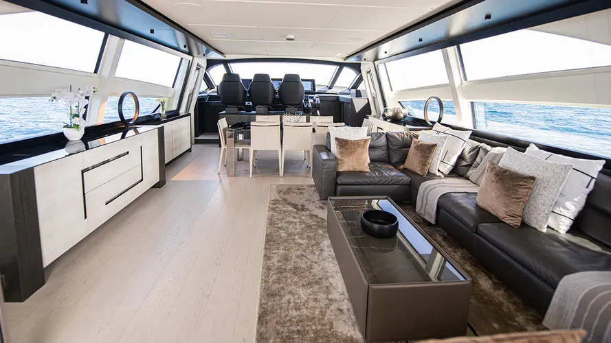 Magic of Ayr yacht (Pershing, 28.04m, 2021)